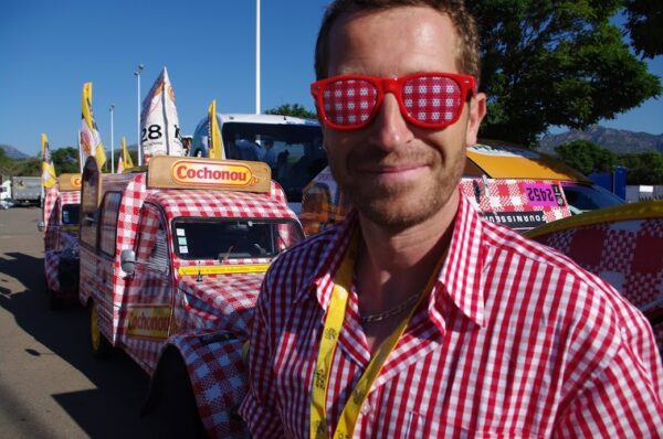 Cochonou vous offre votre 2CV personnalisée à l'occasion du Tour de ...