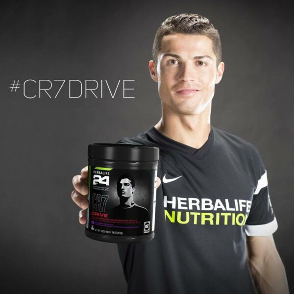 Cristiano Ronaldo a désormais sa propre boisson pour le sport avec "CR7 ...