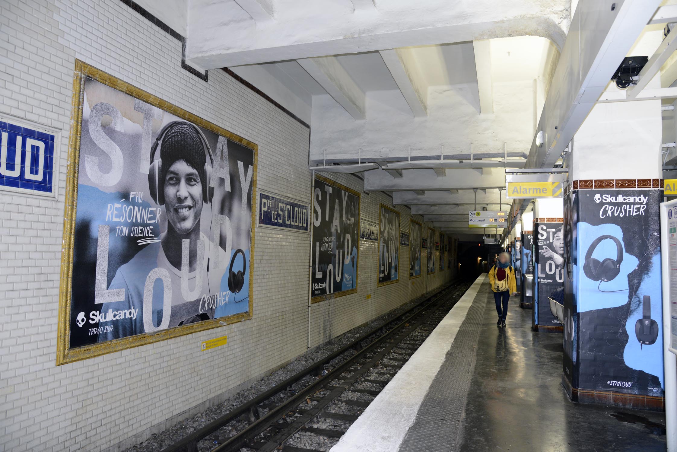 Skullcandy et Thiago Silva squattent la station de métro Porte de Saint ...