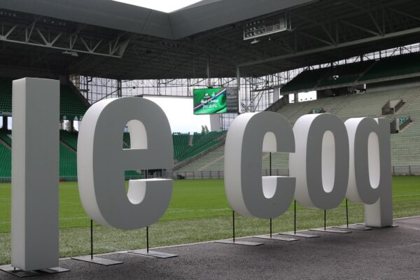 Rugby - le coq sportif nouvel équipementier du XV de France pour 2018 ...