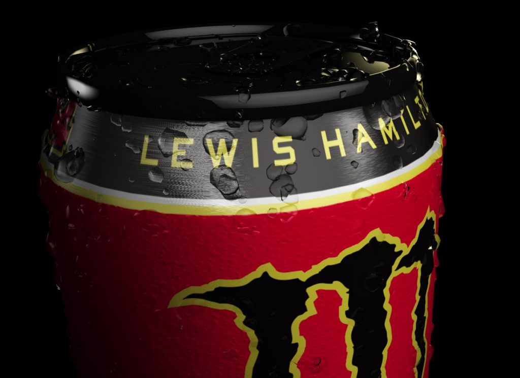 Lewis Hamilton signe avec Monster Energy qui proposera une boisson ...