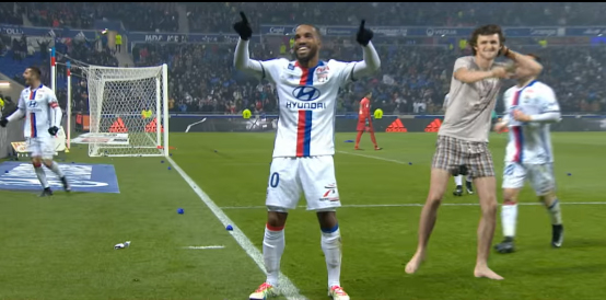 BETC plonge les fans "encore plus dans le match" pour Parions Sport ...