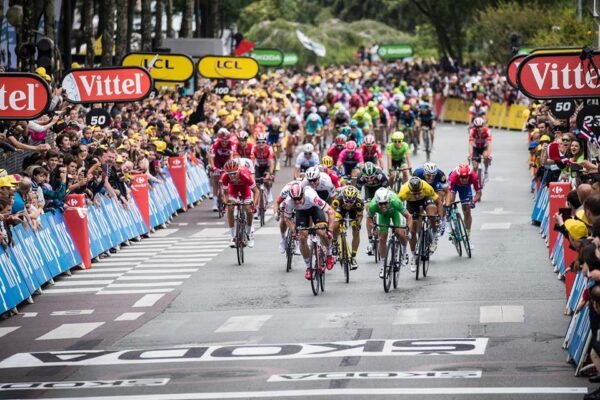 Infographie - Les Chiffres Clés du Tour de France 2017 - Sport Buzz ...