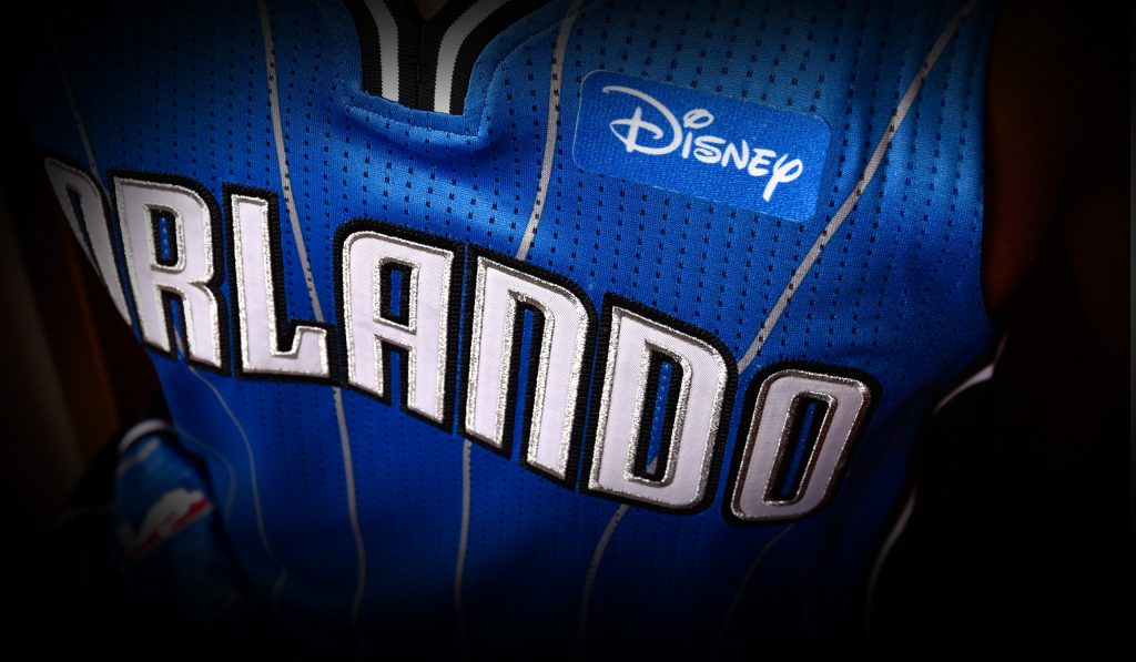 NBA - Disney sponsor maillot d'Orlando Magic - Sport Buzz Business