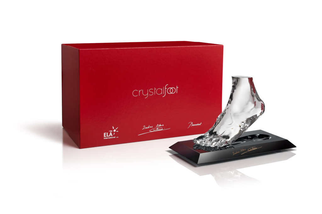 Crystalfoot : Offrez-vous le pied en crystal de Zinédine Zidane pour 40 ...