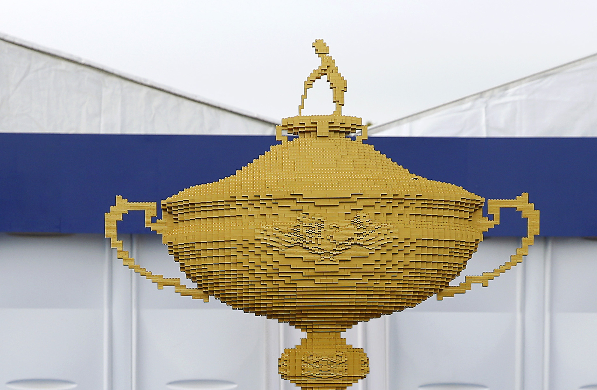LEGO réalise une réplique du Trophée de la Ryder Cup d'un poids total ...