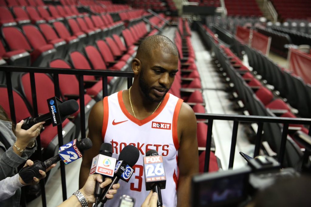NBA - Rokit sponsor maillot des Houston Rockets - SportBuzzBusiness.fr