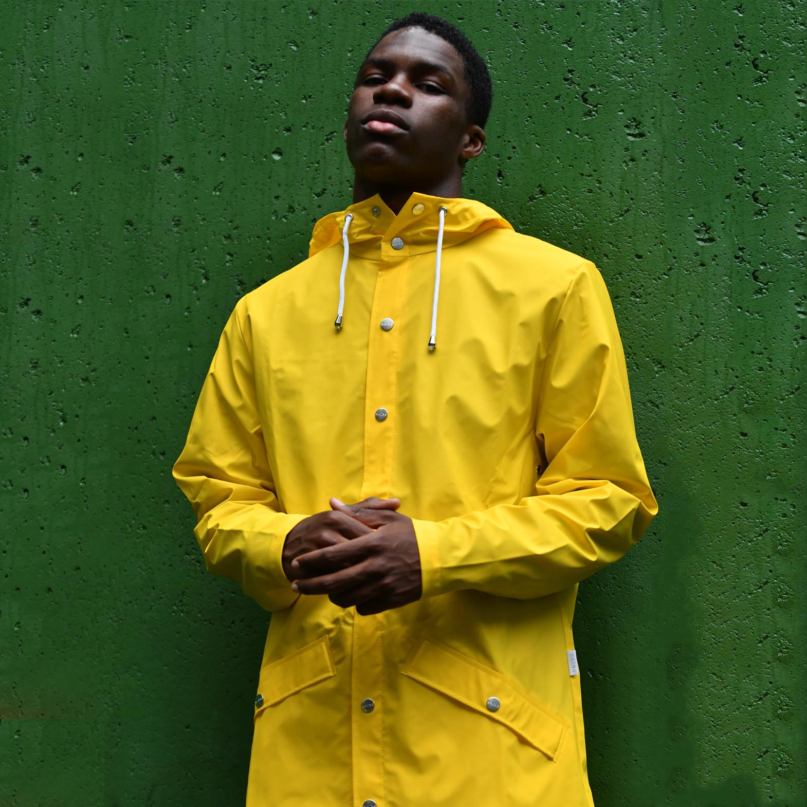 Le FC Nantes s'associe à la marque de vêtements imperméables Rains pour ...