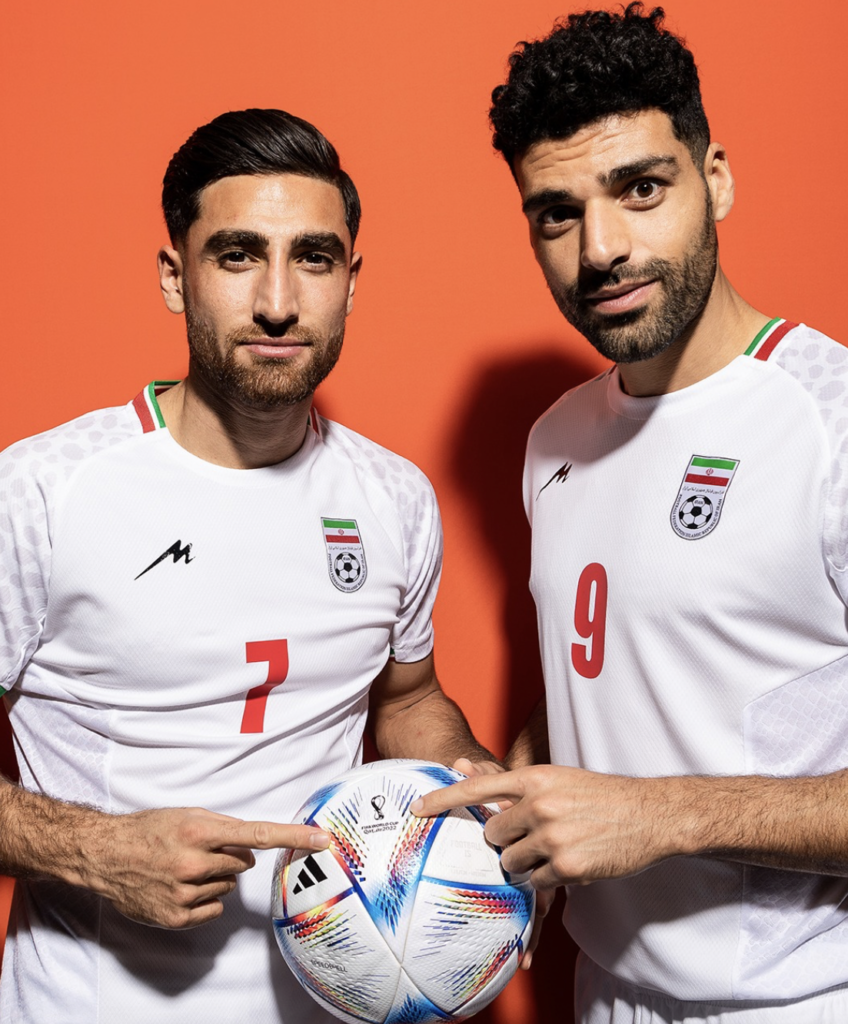 Voici tous les maillots (64) de la Coupe du Monde de Football Qatar ...