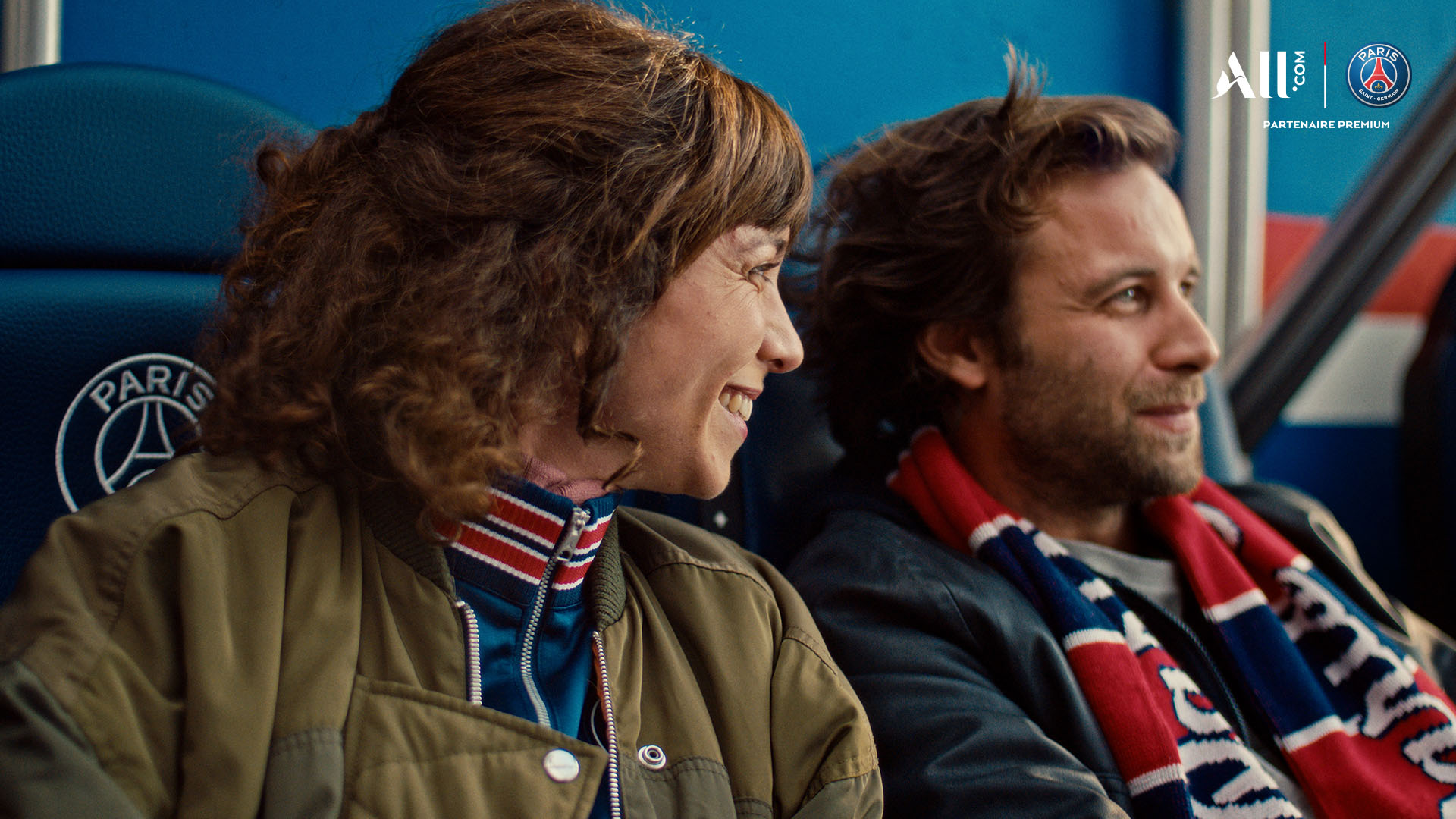 Fan Experience - ALL installe des sièges "bord terrain" pour les matchs ...