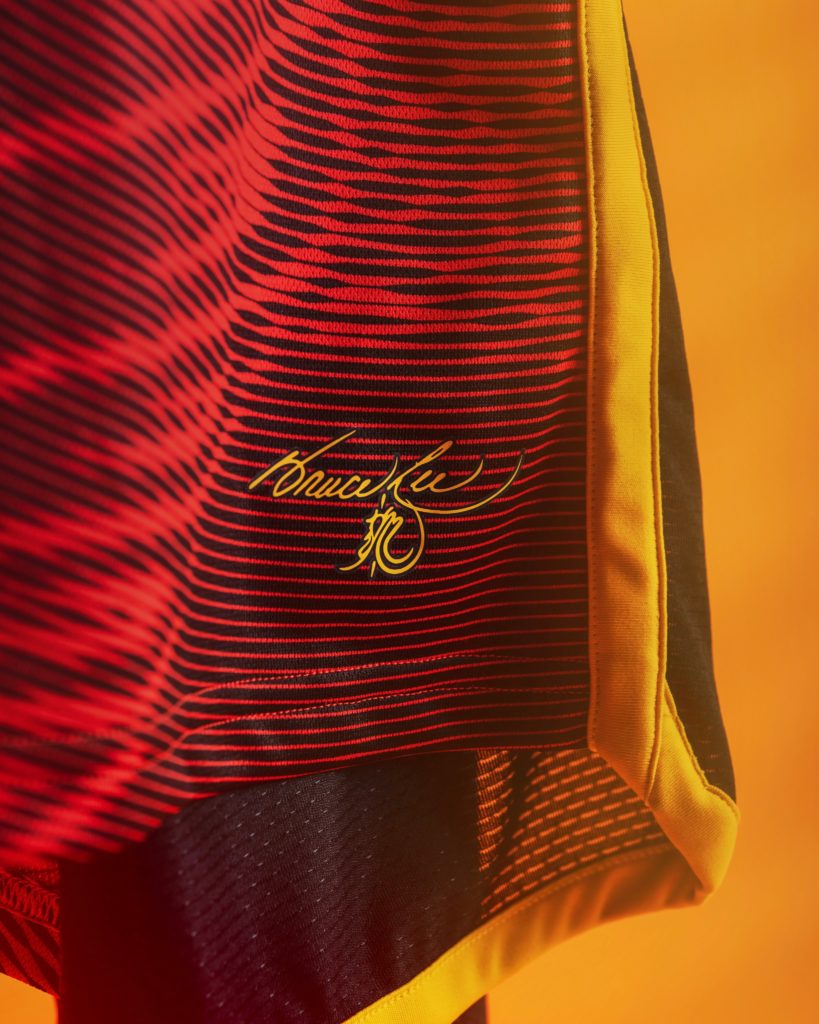 MLS - Un maillot "Bruce Lee" pour le Seattle Sounders FC ...