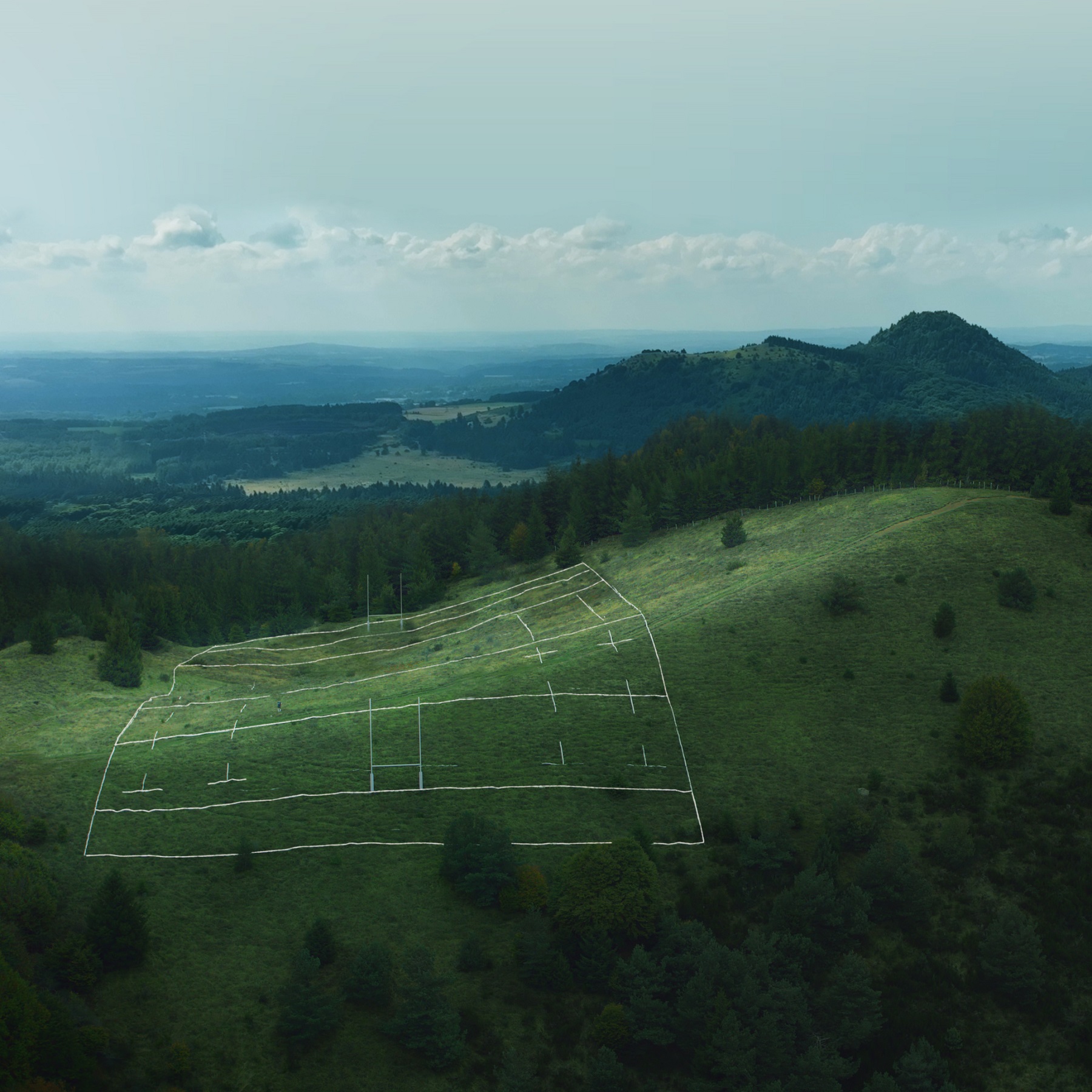 Rugby - Volvic dévoile une publicité avec Antoine Dupont tournée au ...