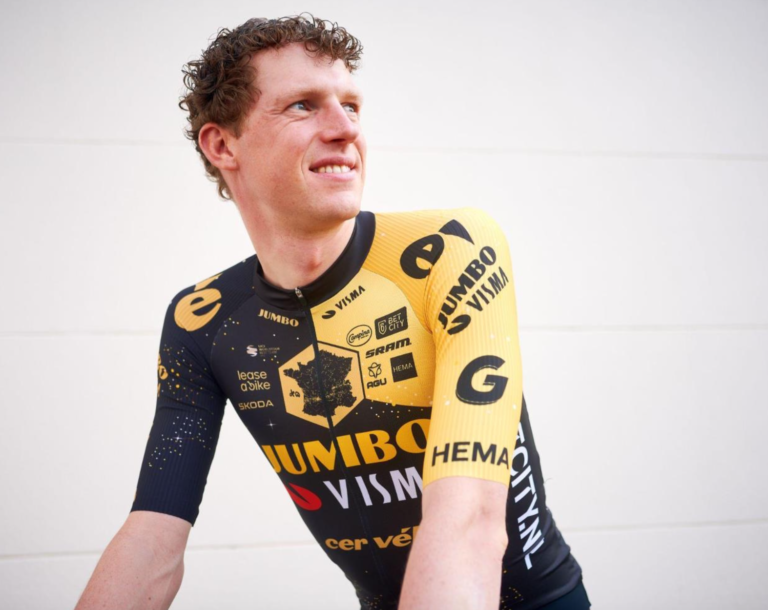 La Team Jumbo-Visma dévoile son nouveau maillot pour le Tour de France ...