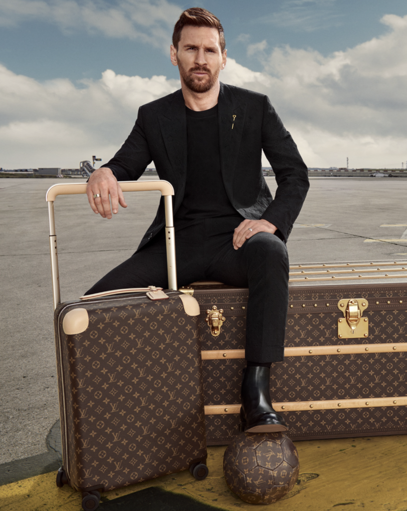 Leo Messi égérie de la collection de bagages « Horizon » de Louis ...