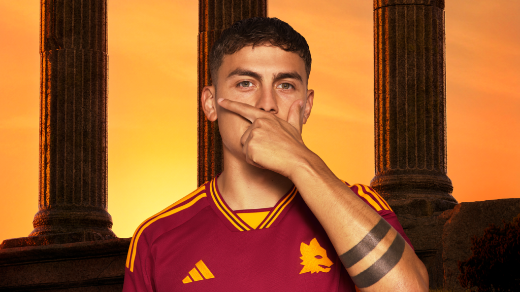 adidas dévoile le nouveau maillot domicile de l'AS Roma pour la saison ...