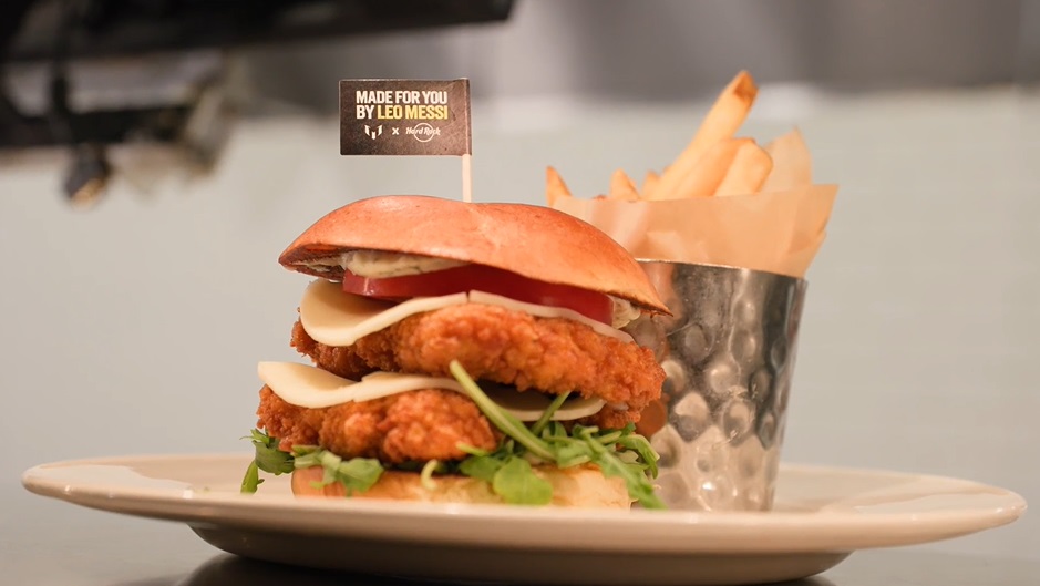 Avant son arrivée en MLS, Hard Rock Cafe dévoile le nouveau burger ...