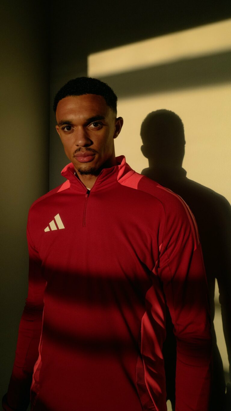 Comment adidas célèbre le retour de Trent Alexander-Arnold (Liverpool ...