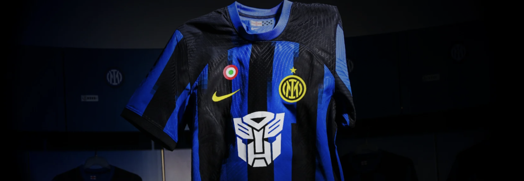 Le logo Transformers sur le maillot de l’Inter - Sport Buzz Business