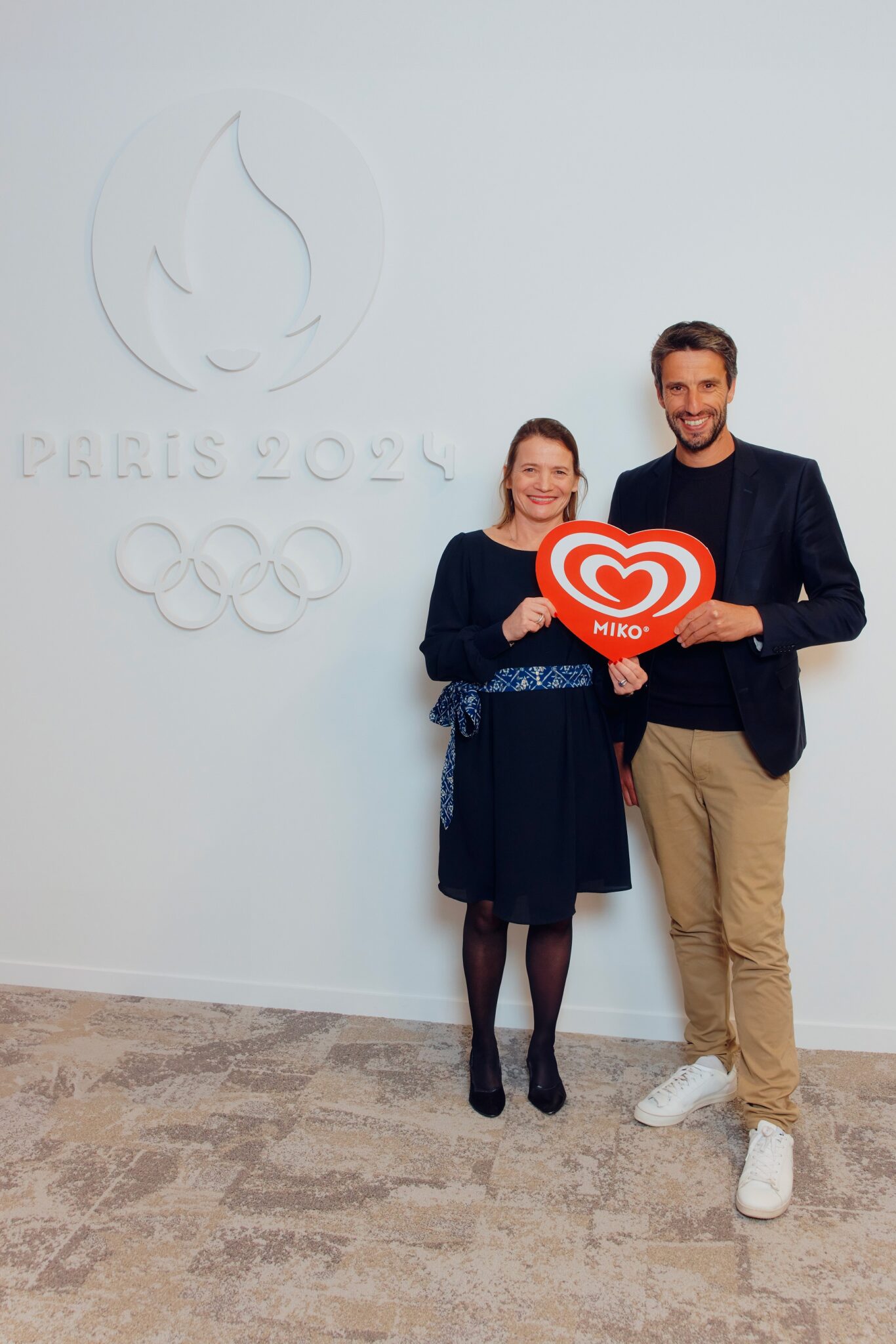 Les glaces Miko nouveau supporter officiel de Paris 2024 (Magnum ...