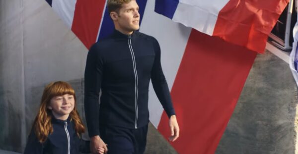 Paris 2024 - Gillette dévoile sa nouvelle publicité avec Kevin Mayer à ...