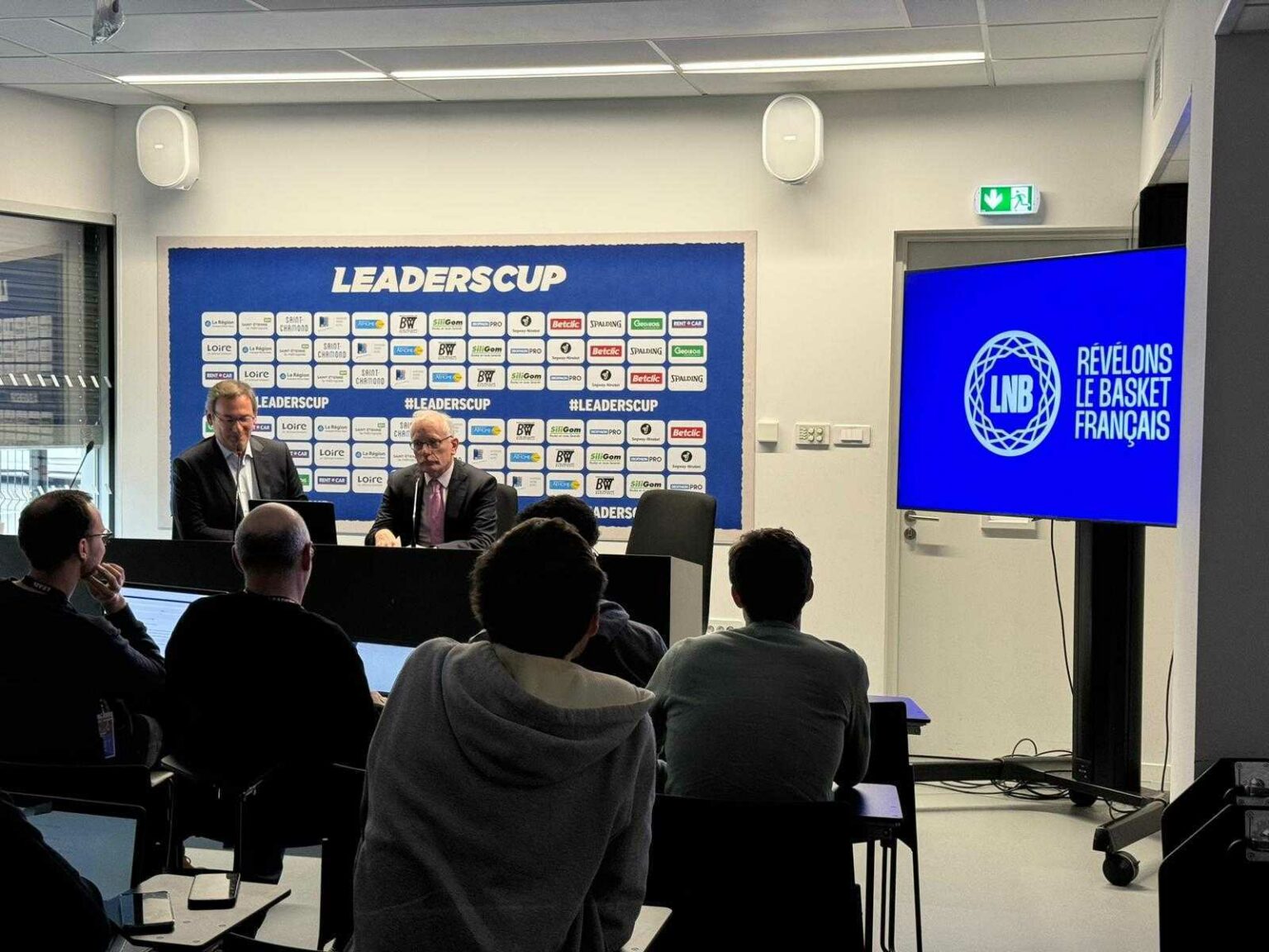 La Ligue Nationale de Basket (LNB) fait peau neuve avec un nouveau logo ...