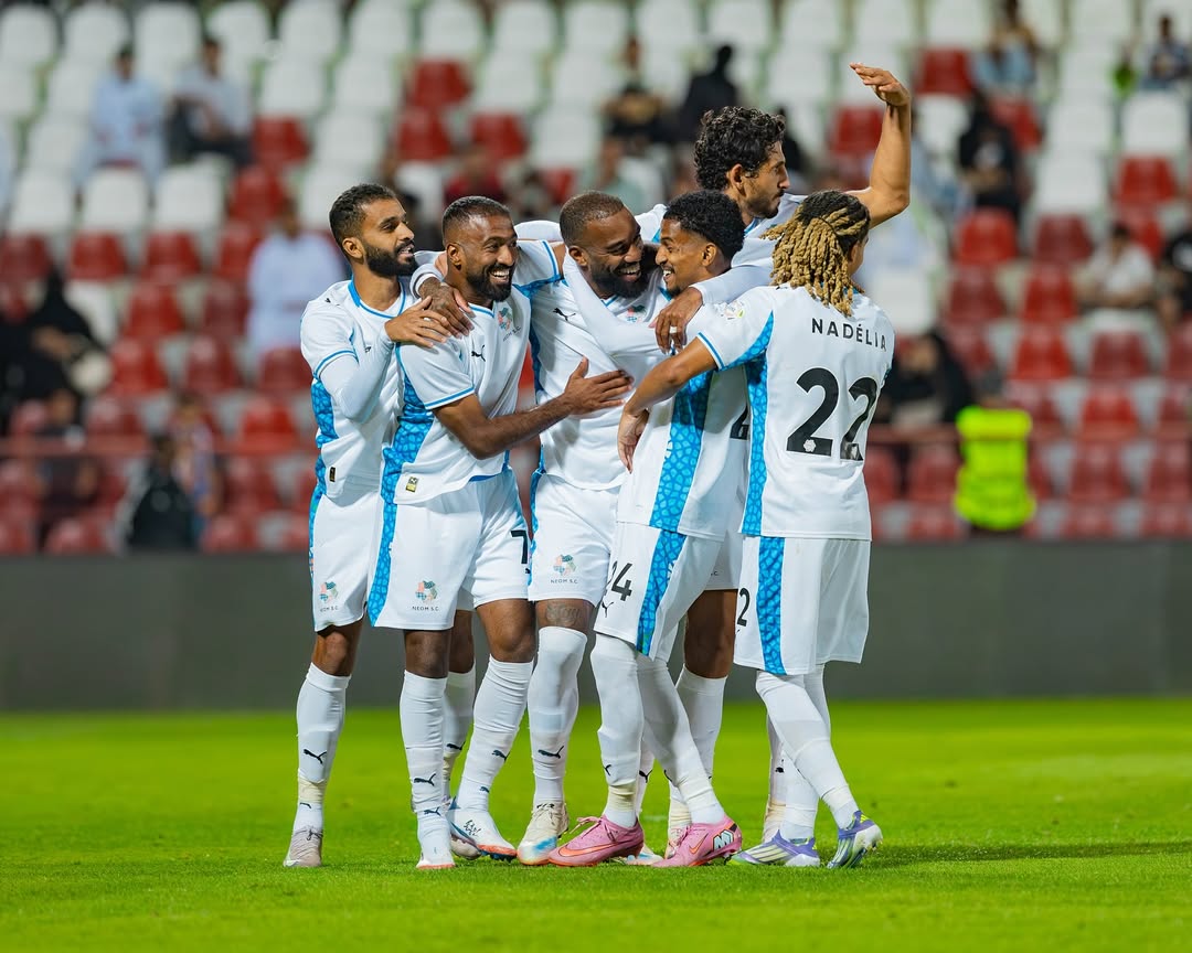 Des fans rémunérés au Neom Sports Club